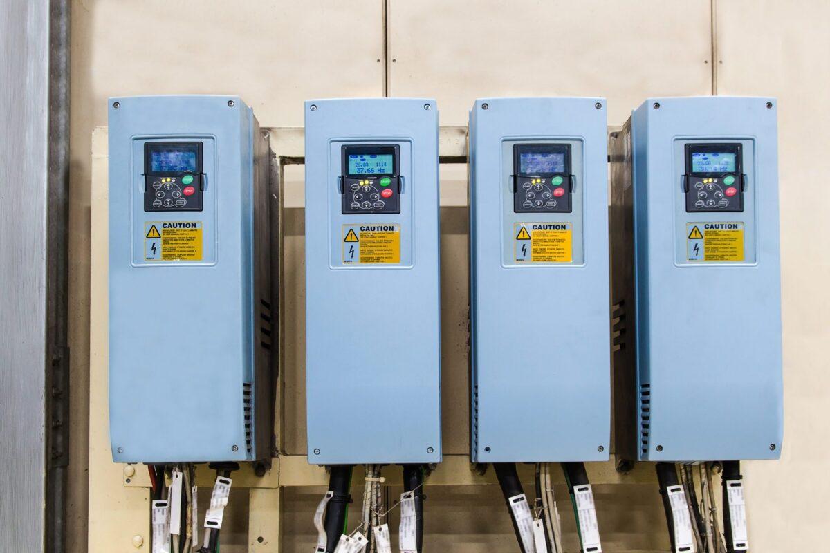What Size Fuse For 2000 Watt Inverter Is Needed Energy Theory What Size Fuse For 2000 Watt Inverter Is Needed Energy Theory