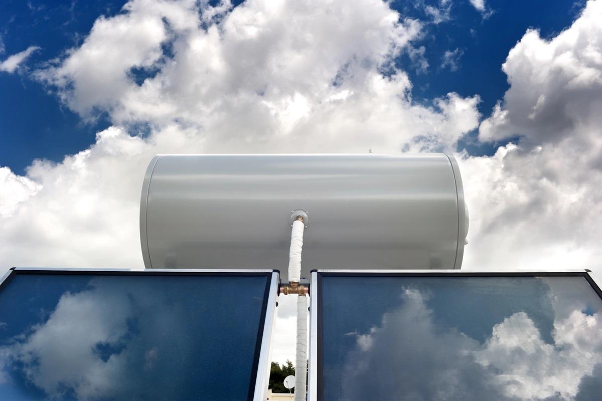 Benefits of Installing A Solar Water Heater - Energy Theory