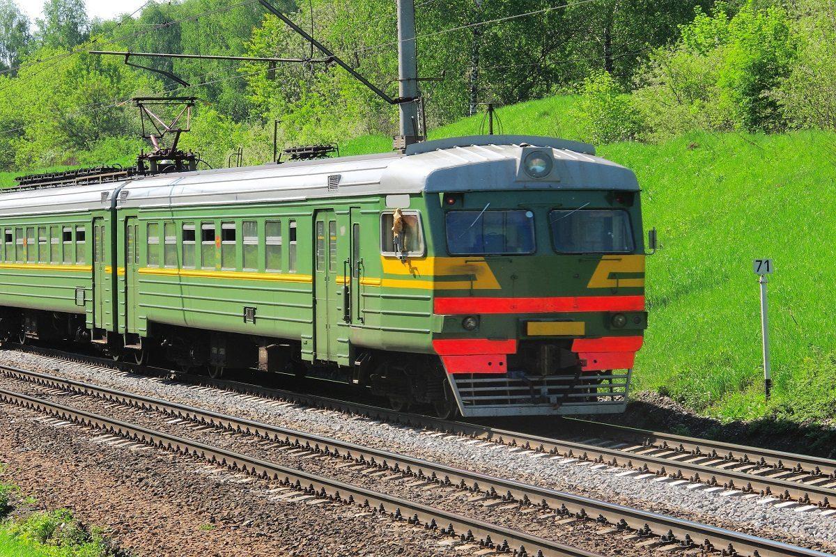 Alstom Delivers 300 WAG12B Electric Locomotives to Indian Railways at ...