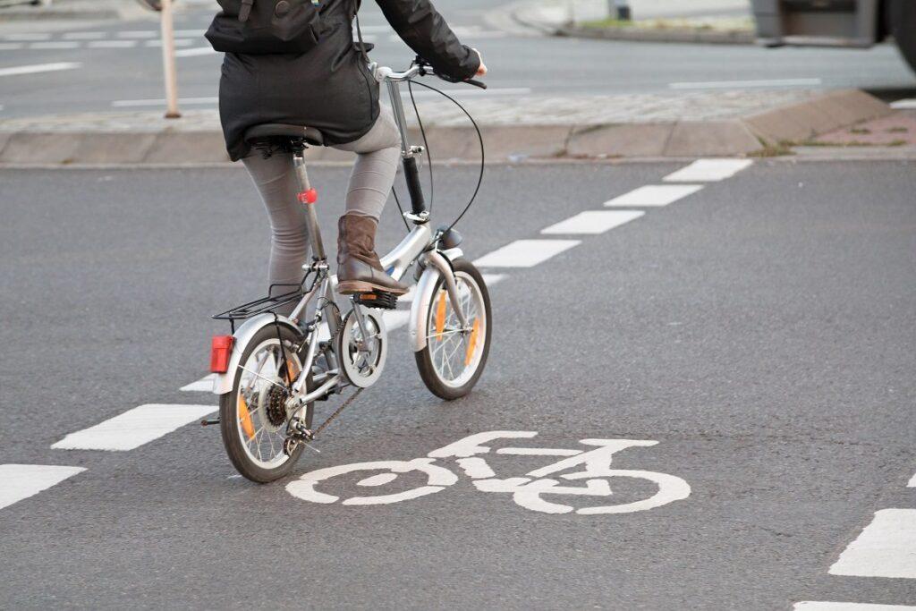 How to Choose a Folding Bike - A Comprehensive Guide - Energy Theory