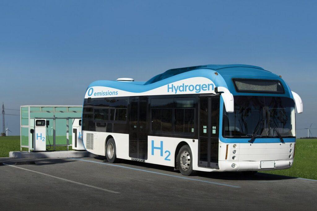 Battery Electric Bus Vs Fuel Bus: Which is Better? - Energy Theory