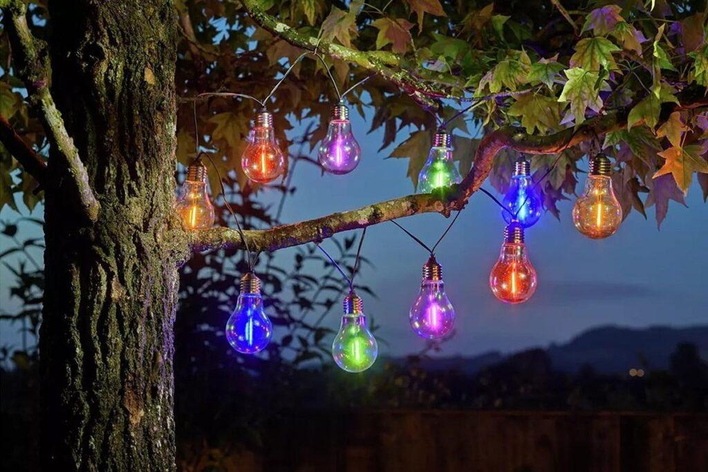 20 Best Solar-Powered Garden Lights - Energy Theory